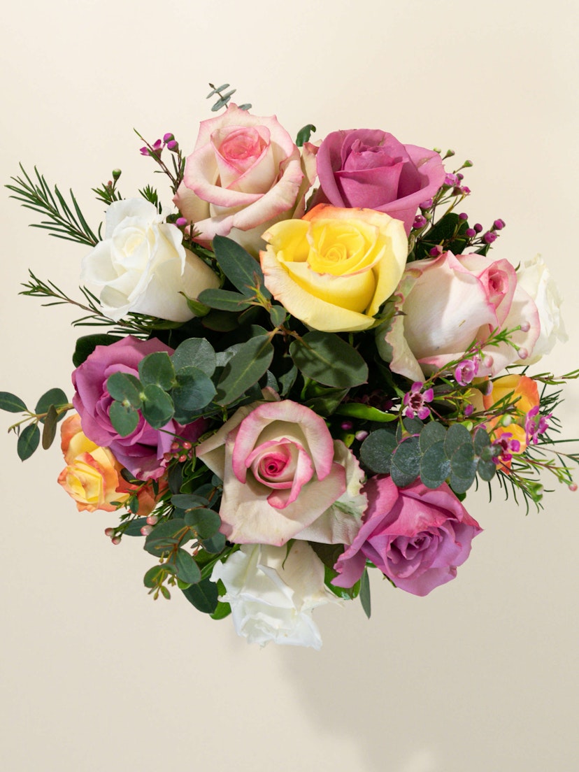 Red Glass Vase | Same-day Flower Delivery | French Florist