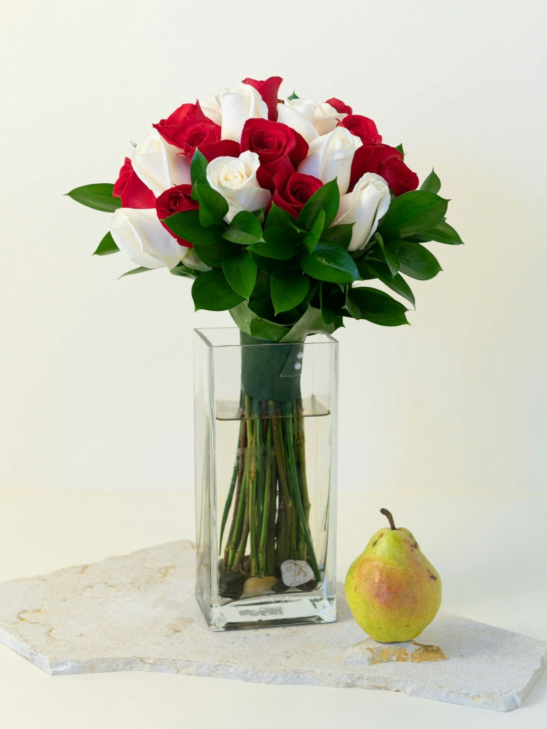 Home A 25 Rose Cluster